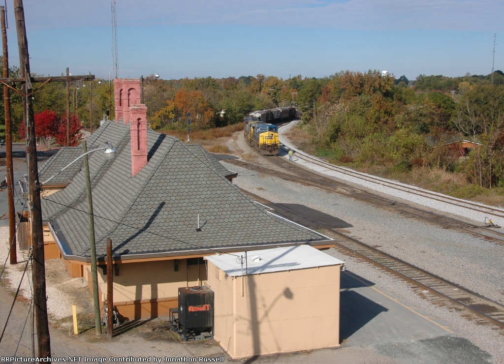CSXT 338 leads CSX-F768 @ South Monroe